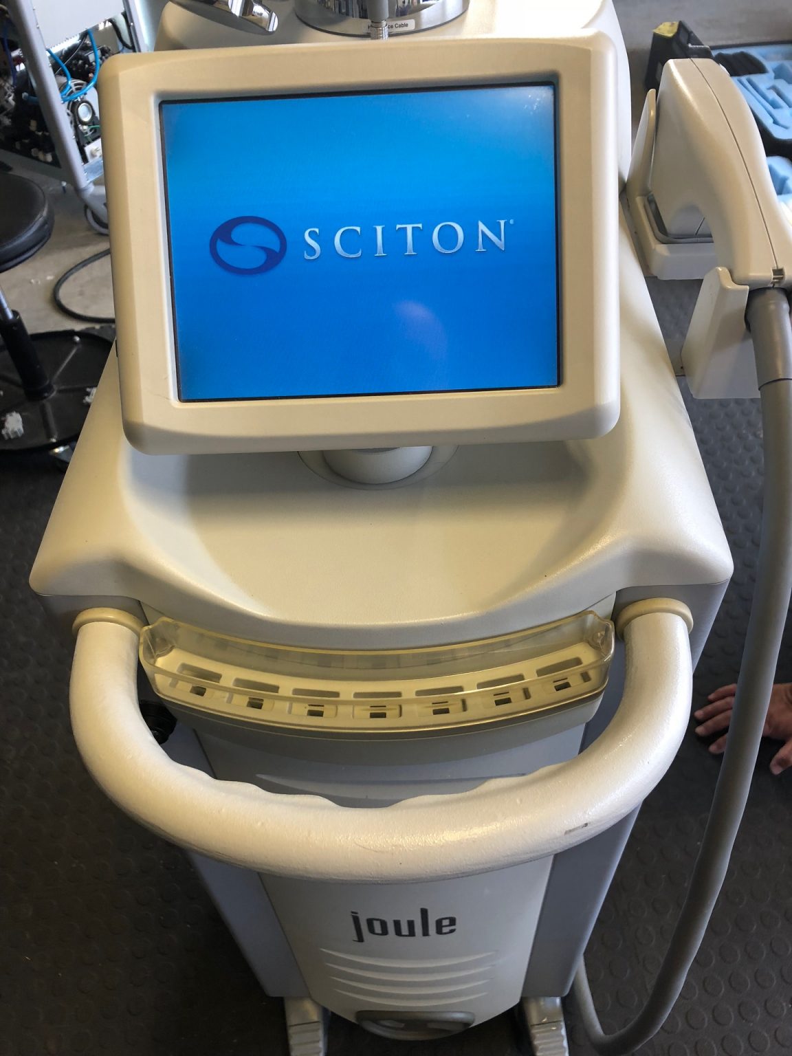 Refurbished Sciton Joule Lasers For Sale via Medical Device Alliance